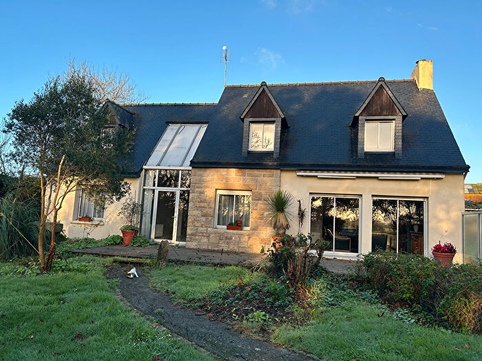 Maison à vendre - Lanildut - 8 pièces - 5 chambres