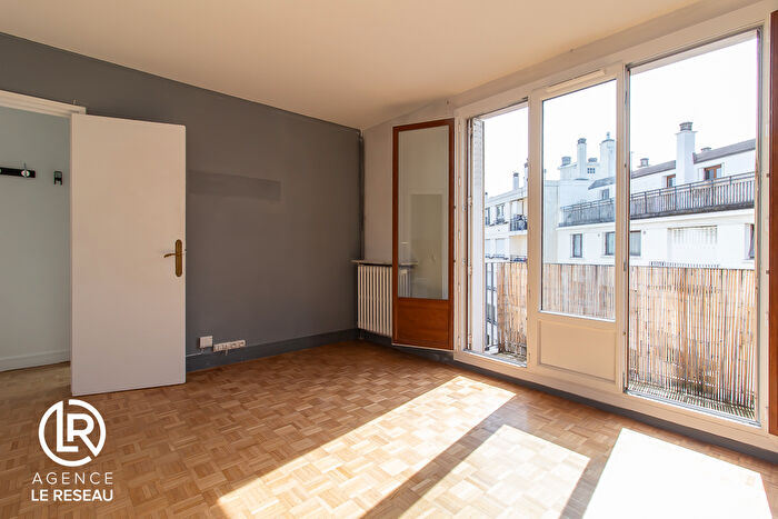 Levallois-Perret, Front de Neuilly : Appartement 1 pièce à vendre
