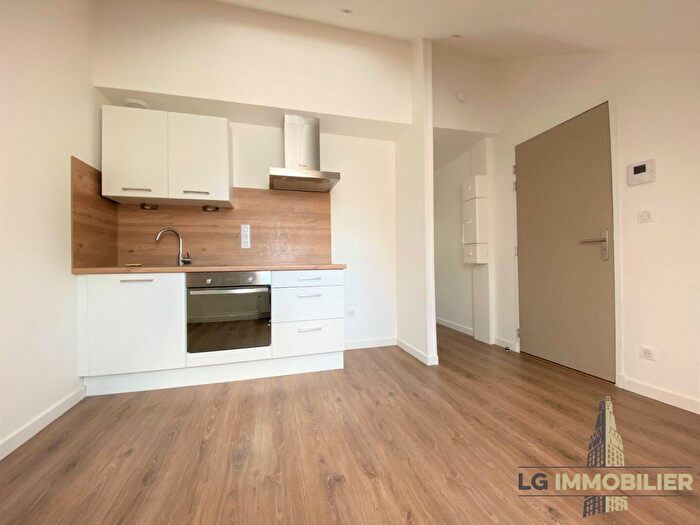 Appartement à louer - Amiens - 3 pièces - 2 chambres