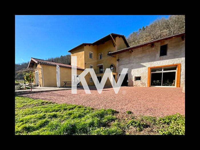 Maison à vendre - Grézolles - 9 pièces - 4 chambres