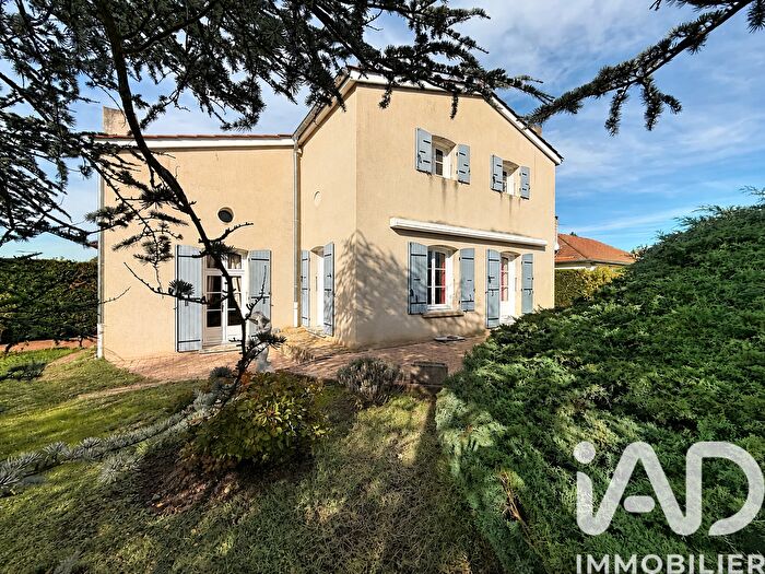 Maison 6 pièces à vendre à Le Coteau