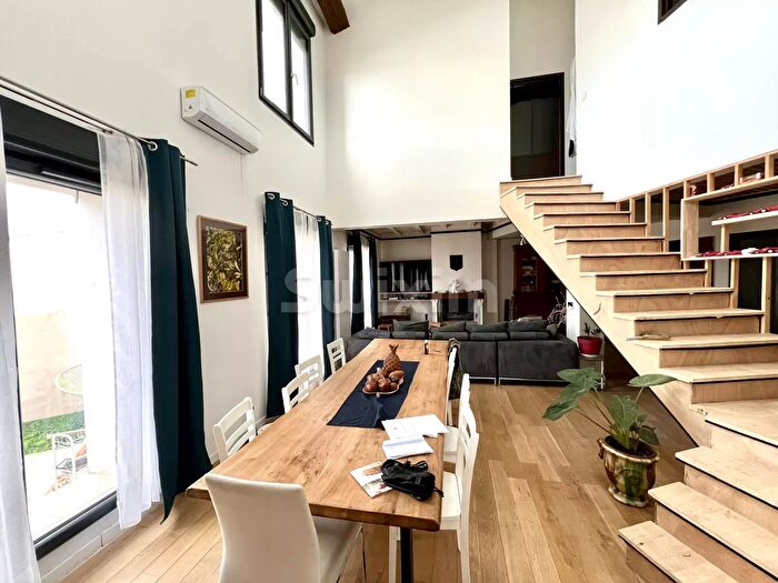 Maisons à vendre et appartements à louer - 1