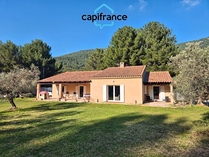 Maison à vendre - Gémenos - 6 pièces - 4 chambres