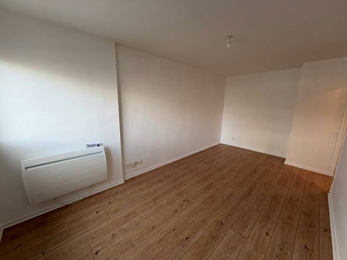 Appartement à louer - Dugny - 1 pièce