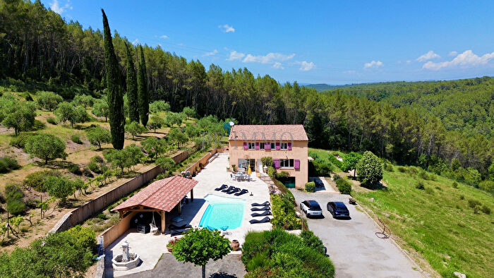 Maison à vendre - Taradeau - 6 pièces - 5 chambres