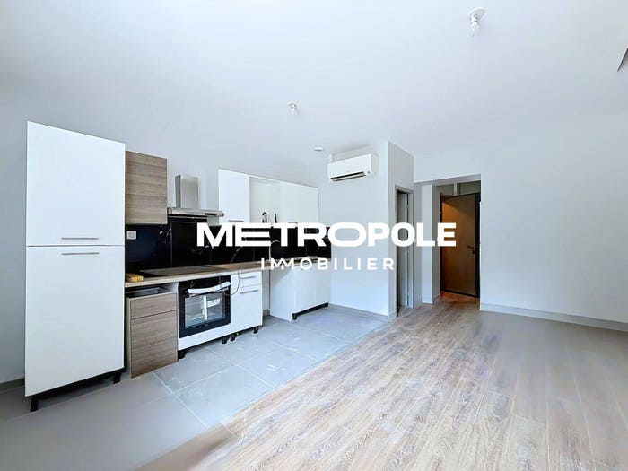 Appartement 4 pièces à louer à Tenay