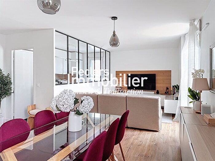 Appartement à vendre - Rueil-Malmaison, Rueil sur Seine - 5 pièces - 3 chambres