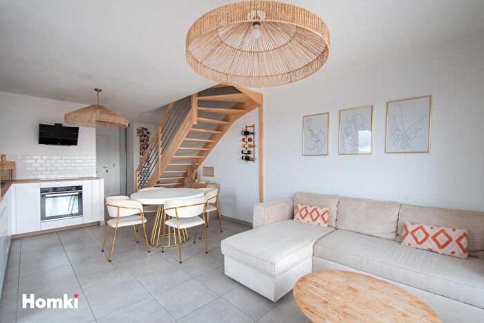 Appartement à vendre - Marsillargues - 3 pièces - 2 chambres