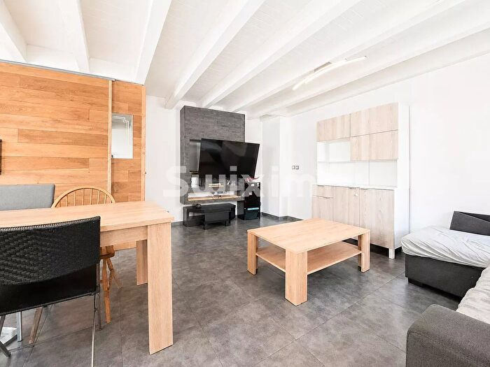Maison 4 pièces à Léaz, à vendre
