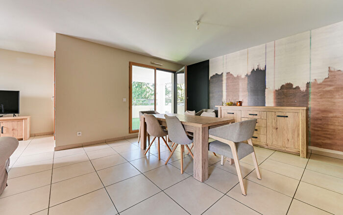 Écully, Centre-ville : Appartement 5 pièces à vendre