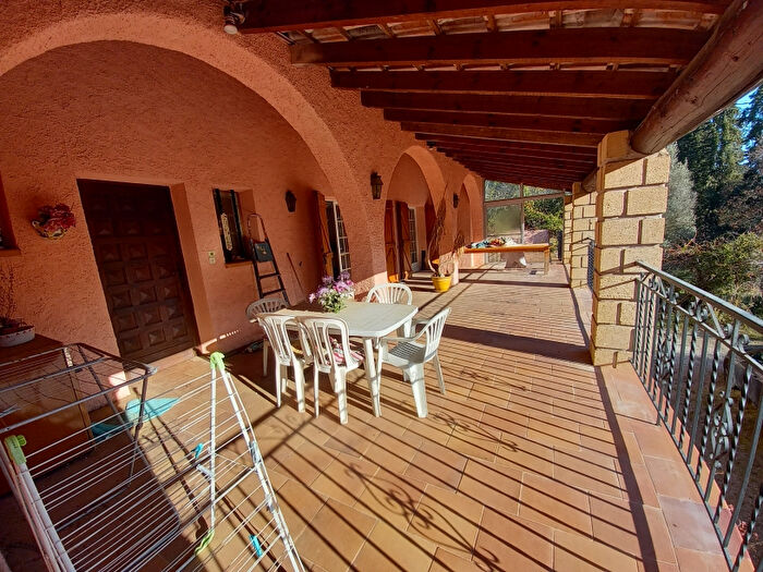 Maison à vendre - Salernes - 5 pièces - 4 chambres