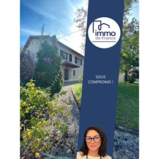 Maison à vendre - Saint-Clair-du-Rhône - 6 pièces - 5 chambres