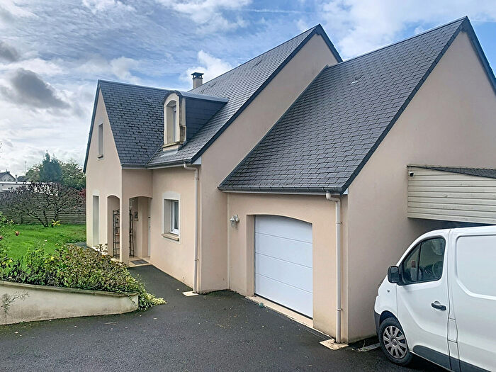 Maison à vendre - Ouilly-le-Vicomte - 6 pièces - 4 chambres