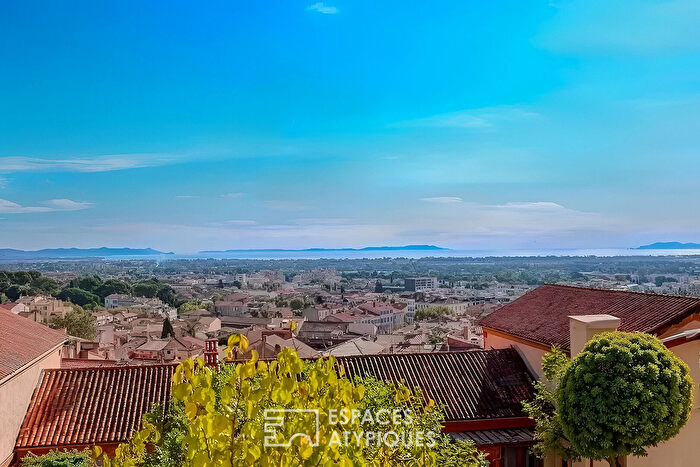 Maison à vendre - Hyères, Maurels - 8 pièces - 4 chambres