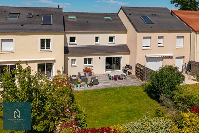Rambouillet, Centre-ville : Maison 7 pièces à vendre