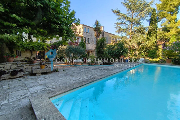 Maison à vendre - Beaucaire, Saint-Joseph, Route de Fourques - 19 pièces - 8 chambres