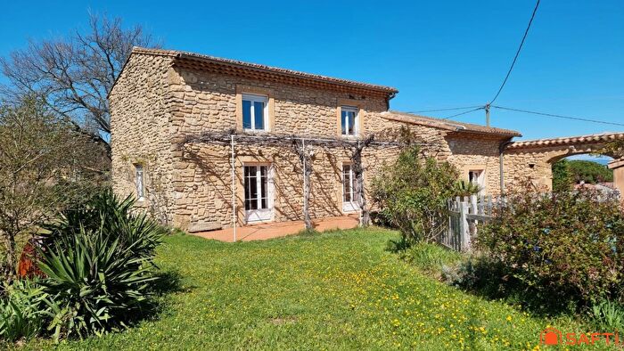 Maison à vendre - Rochegude - 6 pièces - 4 chambres