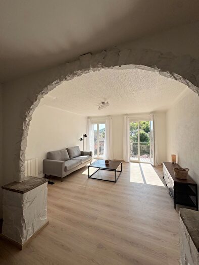 Maison 2 pièces à louer à Lucéram