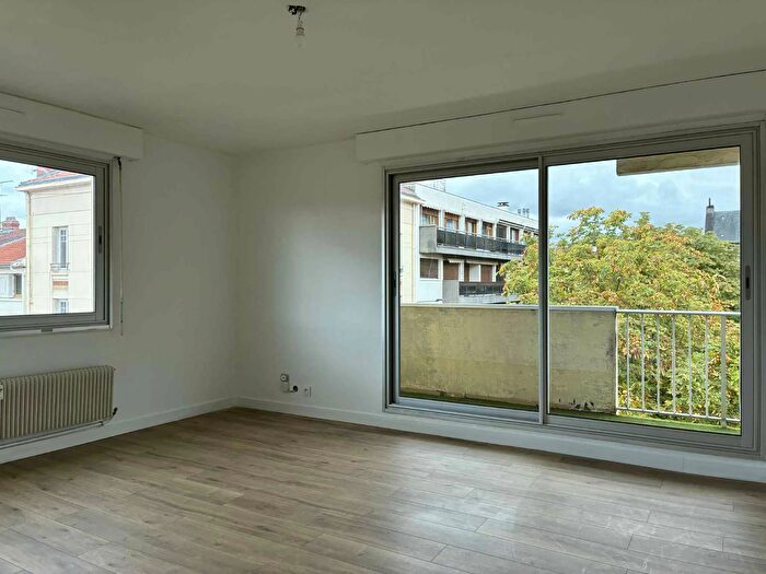 Appartement 3 pièces à Clermont-Ferrand, Delille, Cathédrale, La Gare, à louer