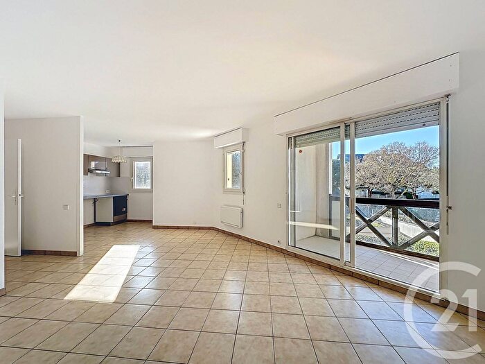 Appartement à louer - Dives-sur-Mer - 3 pièces - 2 chambres