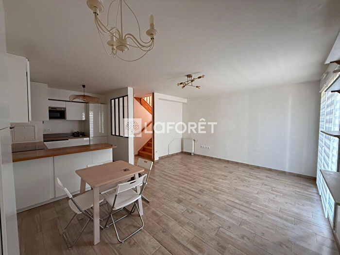 Conflans-Sainte-Honorine, Fin-d'Oise : Maison 3 pièces à louer