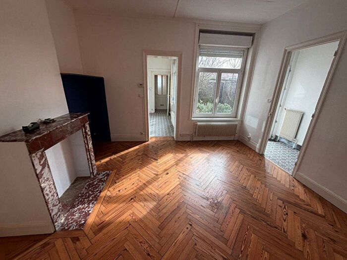 Appartement à louer - Lille Sud - 3 pièces - 2 chambres