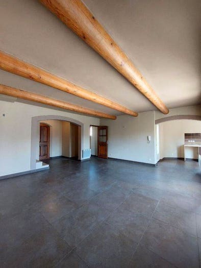 Maison 5 pièces à louer - Saint Pancrace-Les Serrets, Manosque