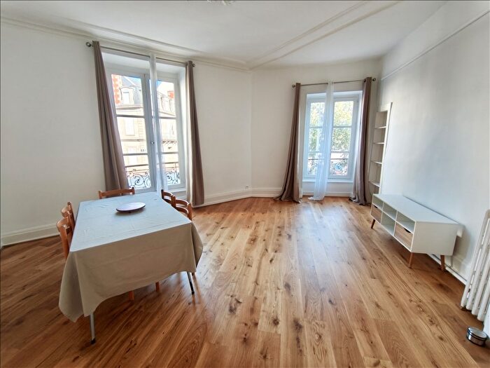 Limoges, Centre-ville, Hôtel de Ville, Emailleurs : Appartement 3 pièces à louer