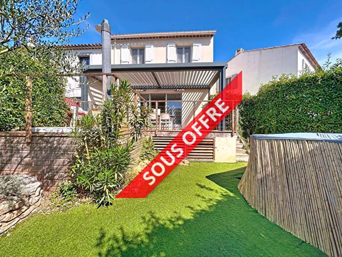 Maison à vendre - Vidauban - 4 pièces - 3 chambres