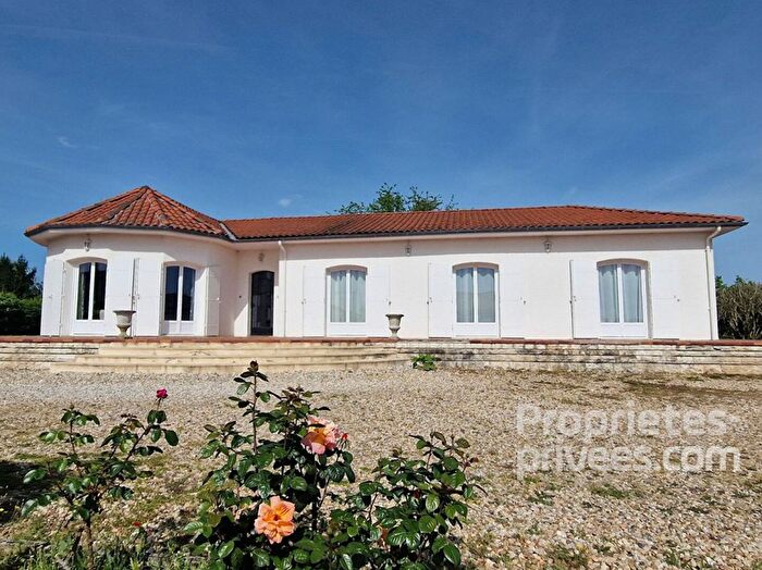 Maison à vendre - Saint-André-de-Cubzac - 5 pièces - 4 chambres