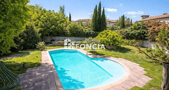 Maison à vendre - Arles, Centre-ville - 6 pièces - 4 chambres