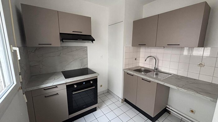 Appartement à louer - Nantes, Saint-Clément, Jardin des plantes, Caserne Lamoricière - 1 pièce