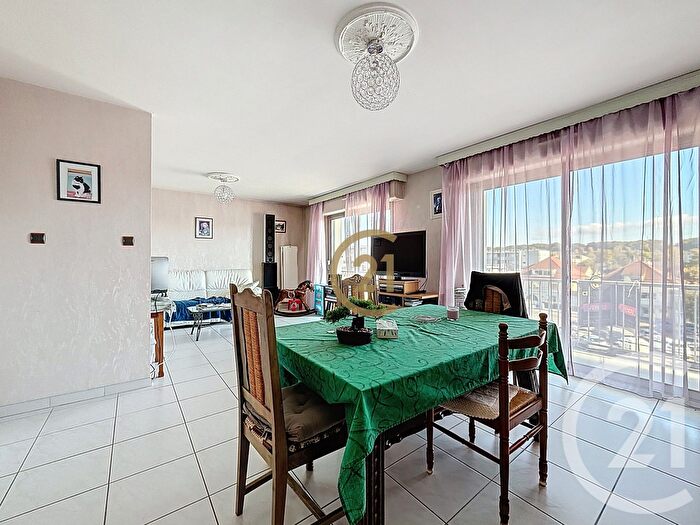 Appartement à vendre - Lure - 4 pièces - 2 chambres