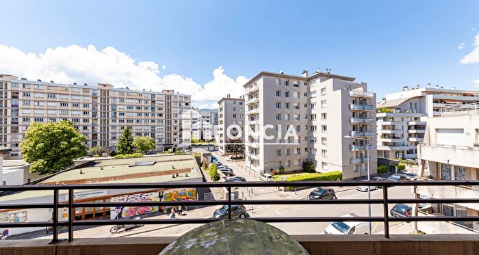 Appartement à vendre - Grenoble, La Capuche, Grands Boulevards - 2 pièces - 1 chambre