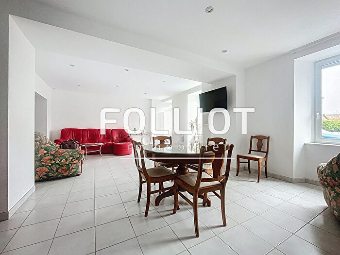 Maison à vendre - Villebaudon - 5 pièces - 3 chambres