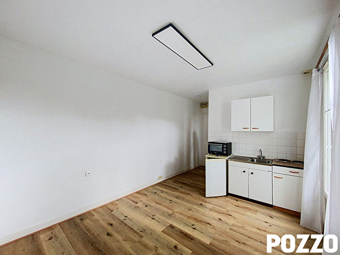 Appartement 1 pièce à louer à Vire, Centre-ville, Gare