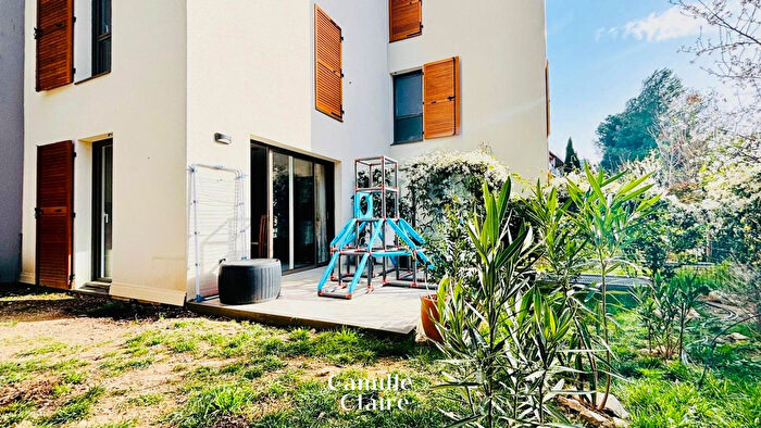 Appartement à vendre - Aix-en-Provence, Pont de lArc - 4 pièces - 3 chambres