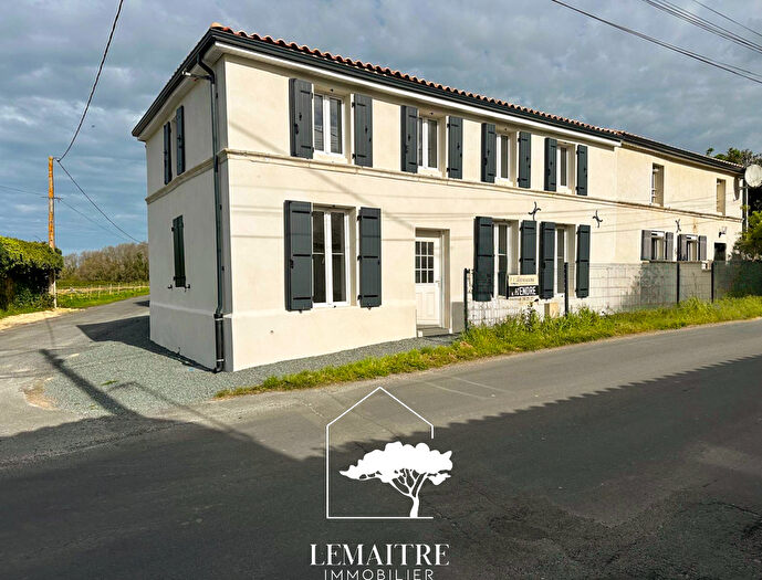 Maisons à vendre et appartements à louer - 1