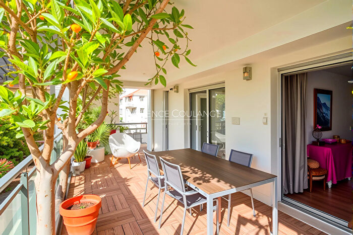 Appartement à vendre - La Ciotat - 3 pièces - 2 chambres