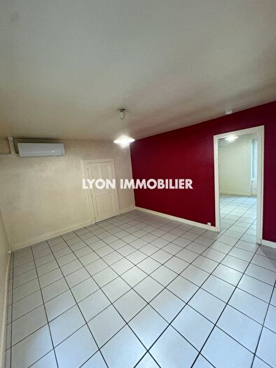 Appartement à louer - Centre, Décines-Charpieu - 2 pièces - 1 chambre