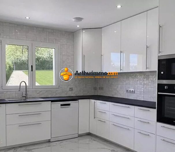 Maison 7 pièces à vendre - Crécy-la-Chapelle