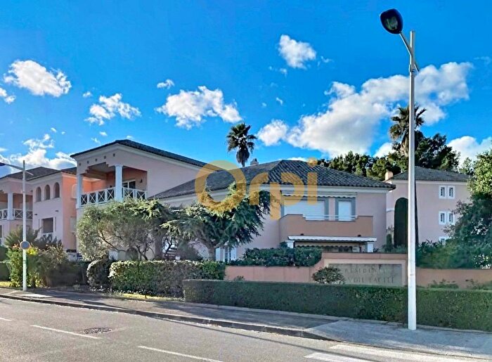 Appartement à vendre - Cavalaire-sur-Mer, Le Parc- Frais Vallon, Le Jas - 1 pièce