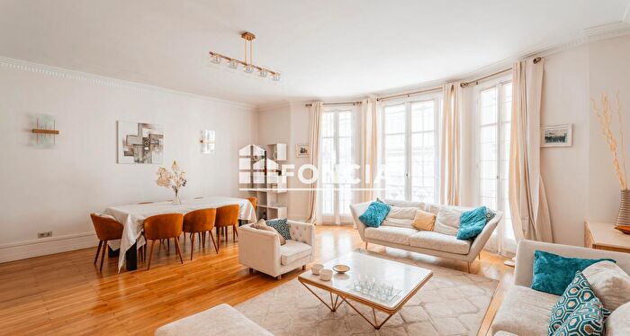 Appartement à vendre - Paris e , Auteuil-Nord, Jasmin, Mirabeau - 5 pièces