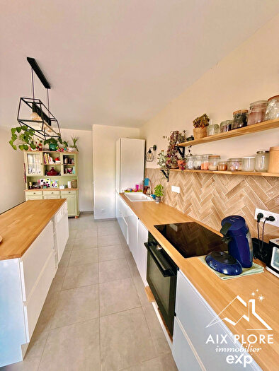 Appartement à vendre - Saint-Jeoire-Prieuré - 4 pièces - 3 chambres