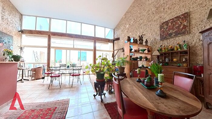 Maison 7 pièces à Nissan-lez-Enserune, à vendre