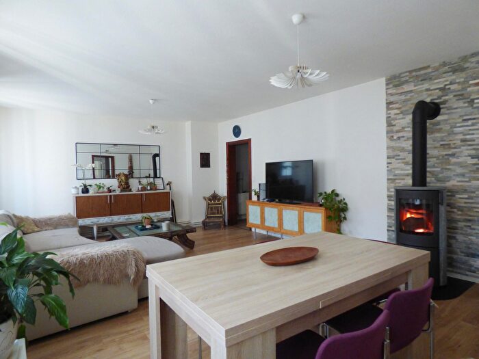 Maison à vendre - Altkirch - 5 pièces - 4 chambres