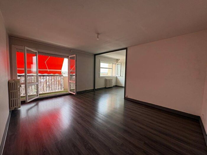 Appartement 3 pièces à Saint Denis, Châteauroux, à louer