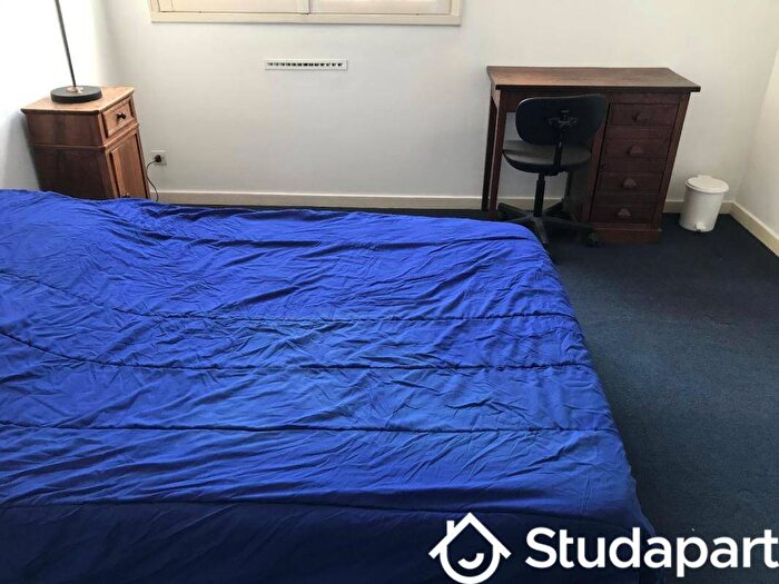 Appartement à louer - Centre, Tours - 1 pièce - 3 chambres