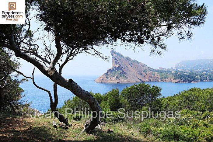 Maison à vendre - Ceyreste - 6 pièces - 5 chambres