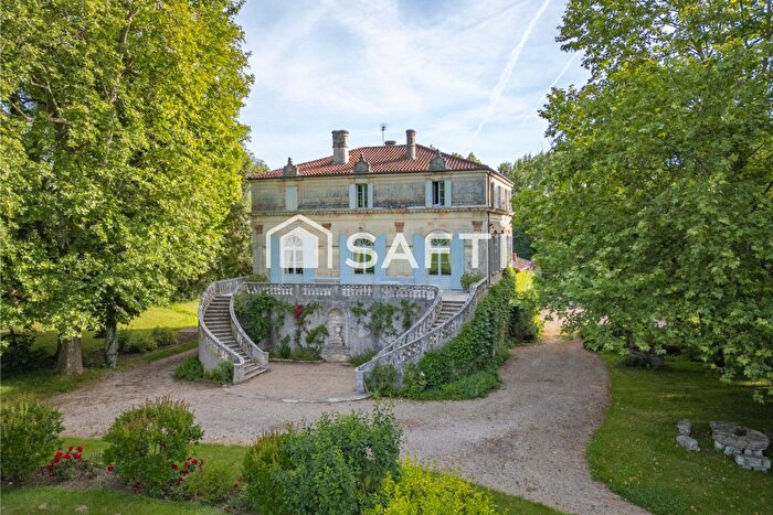 Maison à vendre - Pujols - 9 pièces - 6 chambres